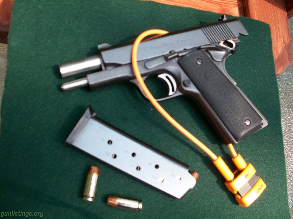 Gunlistings.org - Pistols Charles Daly 1911 A1 .45 ACP Commander Gunlistings.org - Pistols Charles Daly 1911 A1 .45 ACP Commander